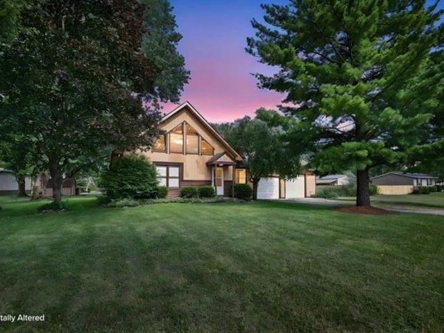 6888 Harlem Rd, Westerville, OH 43081