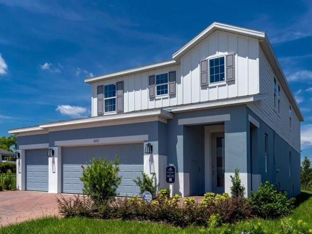 6888 Spanish Imperial St, Howey In The Hills, FL 34737