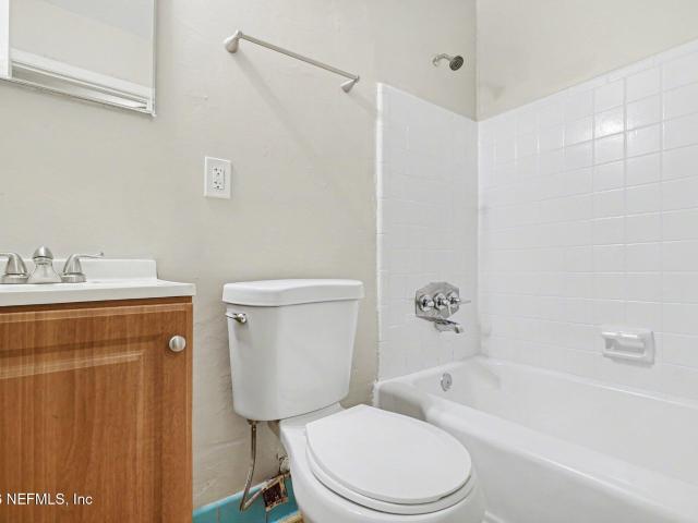 6889 Tom Thumb Dr, Jacksonville, FL 32210 | MLS #2139