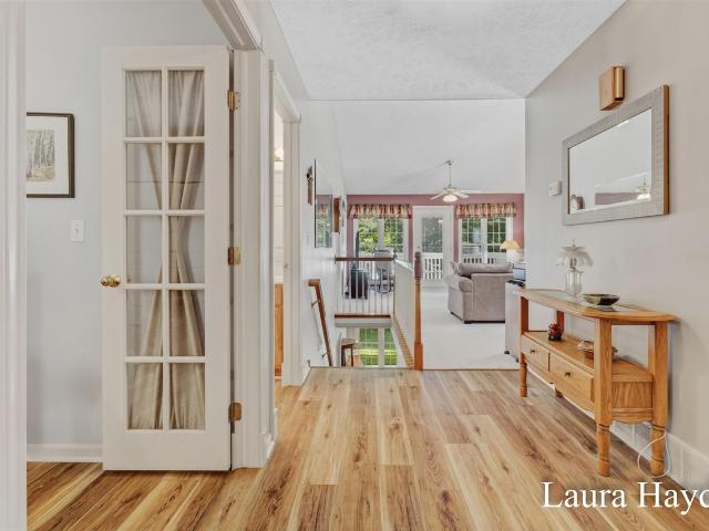 6880 Beechwood Drive