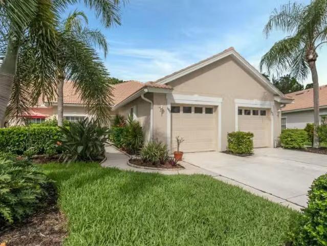 688 BACK NINE DR, VENICE, FL 34285 Single Family Residence For.