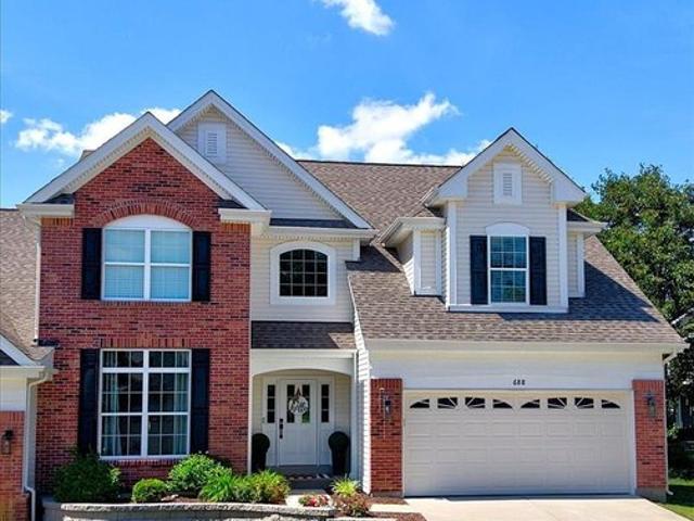 688 Bluffs View Ct, Eureka, MO 63025