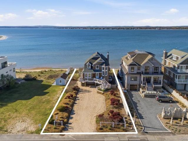 688 Dune Rd, Westhampton Dunes, NY 11978