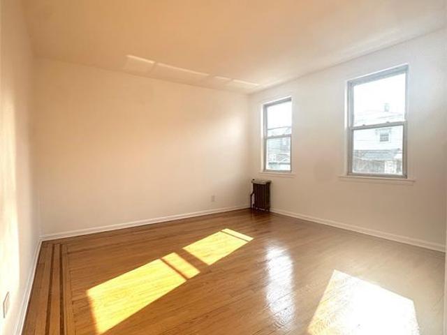 688 Kingsland Avenue # 2