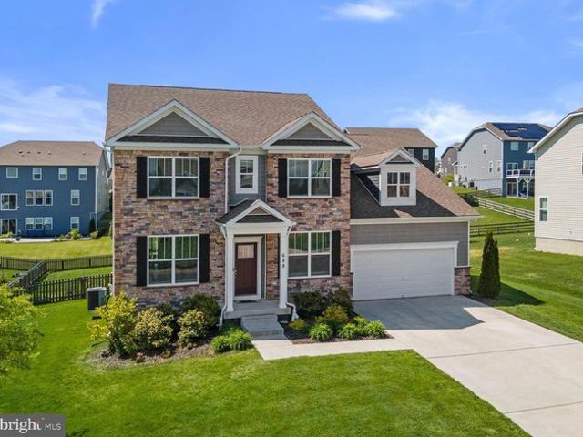 688 N Chandler Dr, Westminster, MD 21157