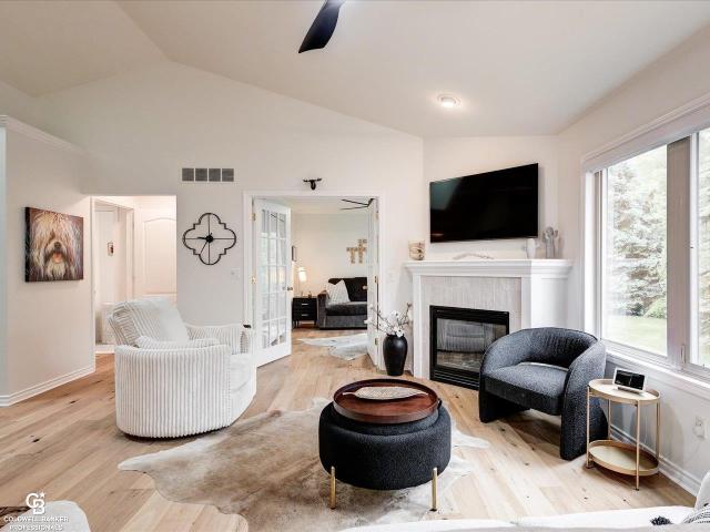 688 Snowbird Circle