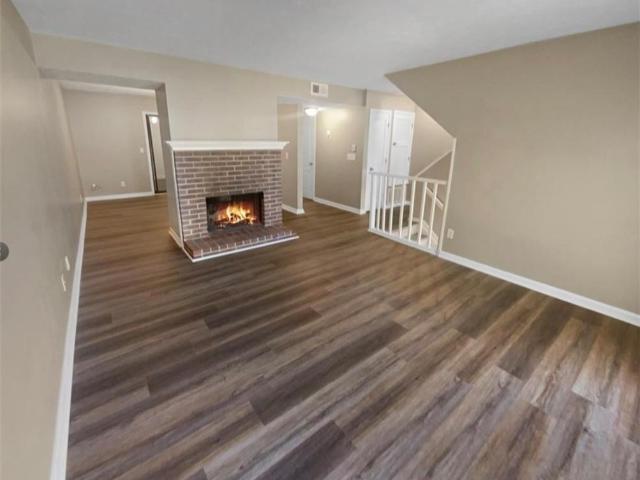 688 Stratford Green