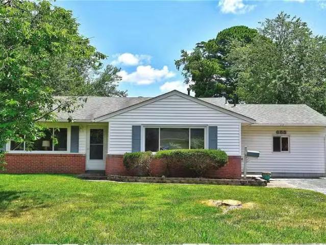 688 RAFF RD, VIRGINIA BEACH, VA 23462 Single Family Residence.