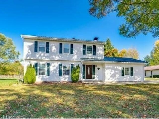 6895 Grant Dr, Westfield Center, OH 44251