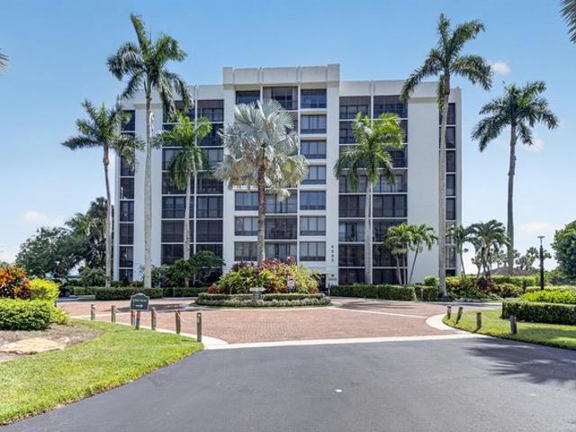 6895 Willow Wood Dr, Boca Raton, FL 33434