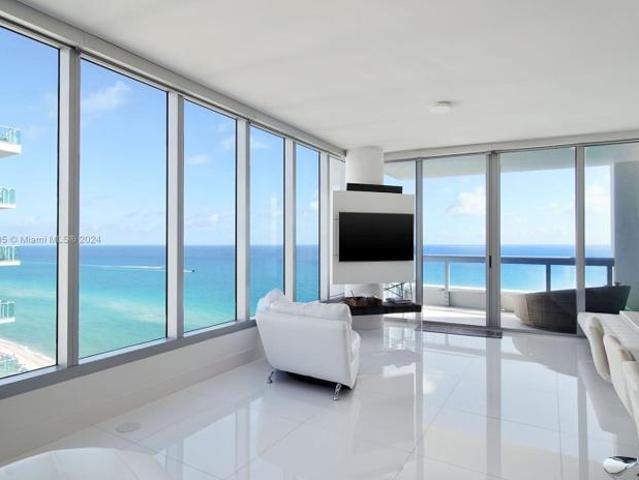 6899 Collins Ave #1905, Miami Beach, FL 33141