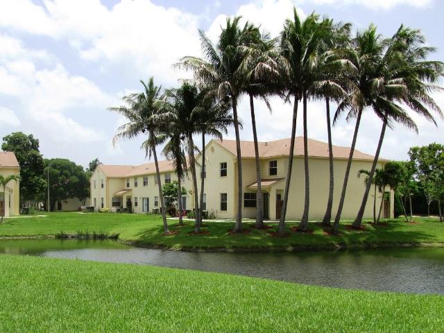6890 Southgate Blvd 2 Bedroom Apartment for Rent at 6890 Southgate Blvd, Tamarac, FL 33321