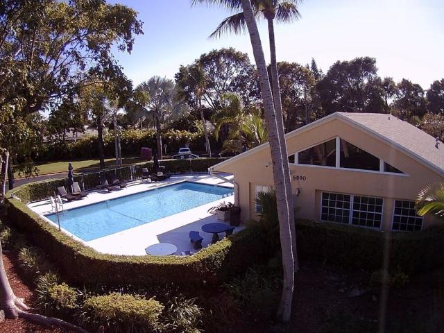 6890 Southgate Blvd 2 Bedroom Apartment for Rent at 6890 Southgate Blvd, Tamarac, FL 33321