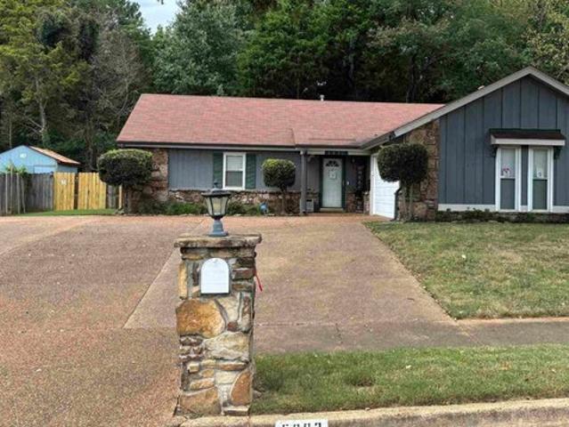 6892 Starkenburg Ln, Memphis, TN 38115