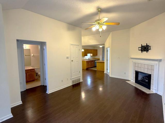 6893 century oaks dr