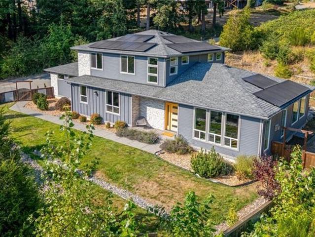 689 Chuckanut Dr N, Bellingham, WA 98229