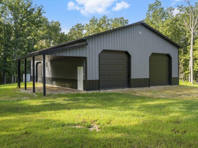 689 Dartmoore Drive