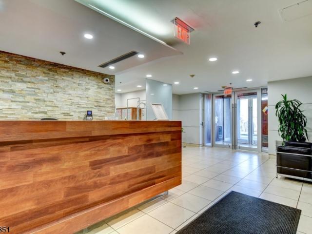 689 Luis Munoz Marin Blvd # 1010