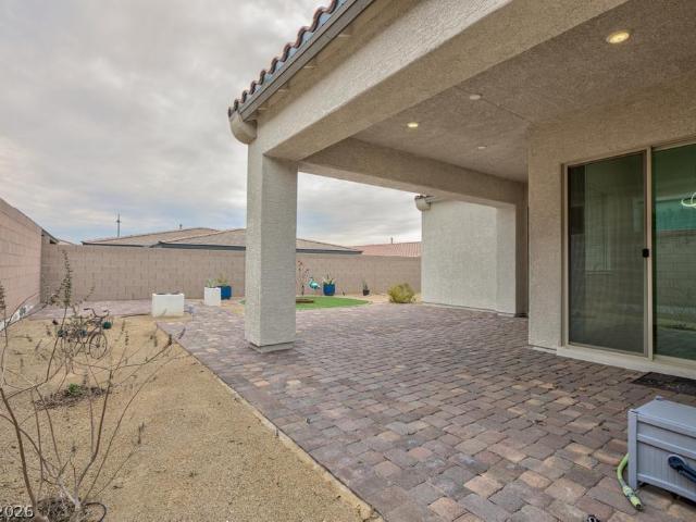 689 Monteverdi Peak Street