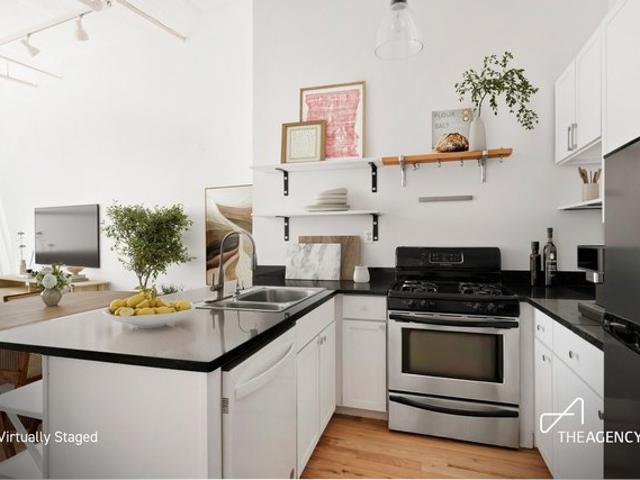 689 Myrtle Ave Apt 2E, Brooklyn, NY 11205