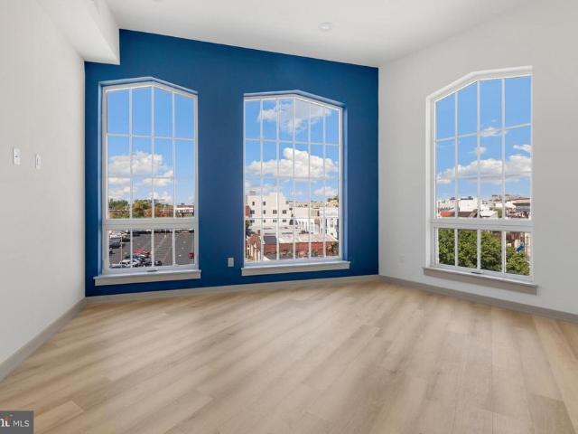689 N Broad Street # 204