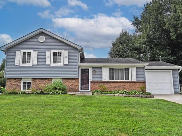 689 Redwood Ct, Union Township, OH 45244