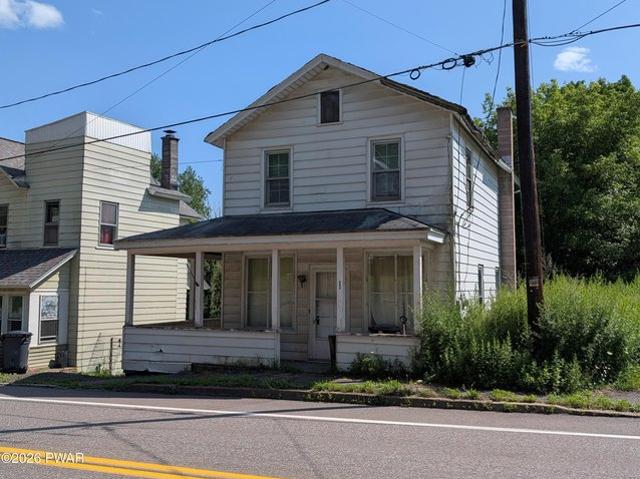 689 Texas Palmyra Hwy, Hawley, PA 18428