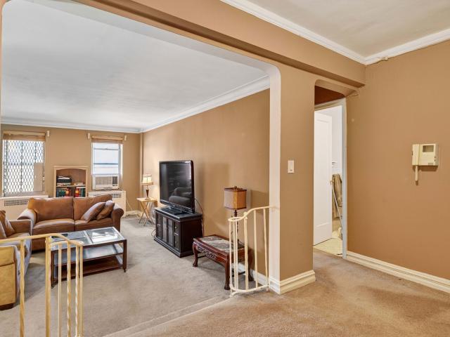 68 63 th Street, Queens, NY