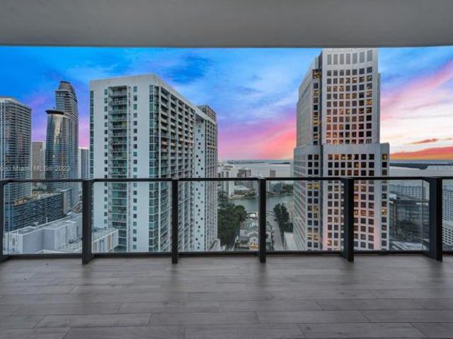 68 6th St SE #2811, Miami, FL 33131