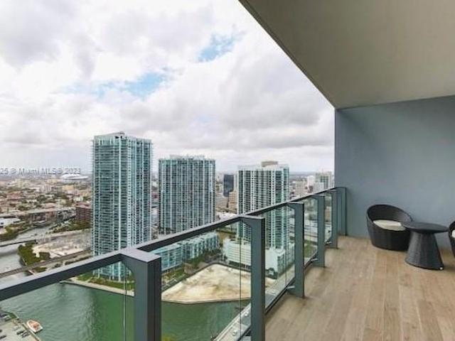 68 6th St SE #3508, Miami, FL 33131