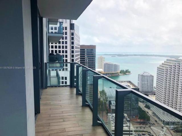68 6th St SE #3602, Miami, FL 33131