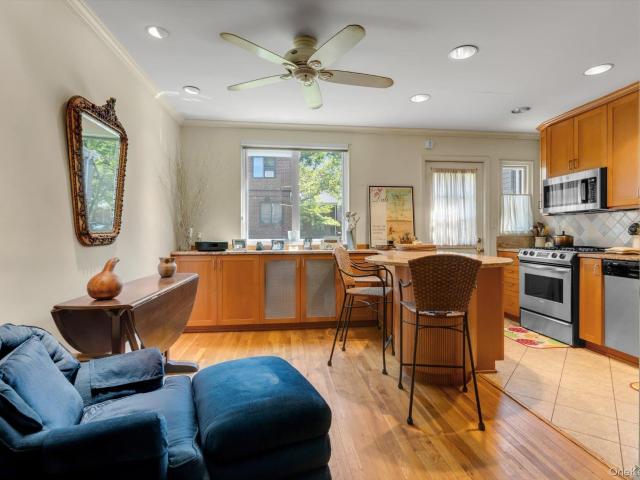 68 89 th Street Duplex