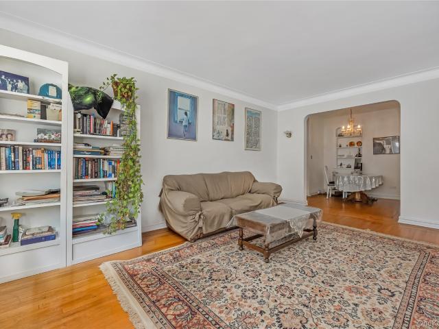 68 37 th Street, Unit 6L