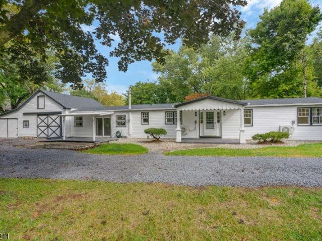 68 Trenton Ave, Frenchtown, NJ 08825 | MLS #4015 | Compass