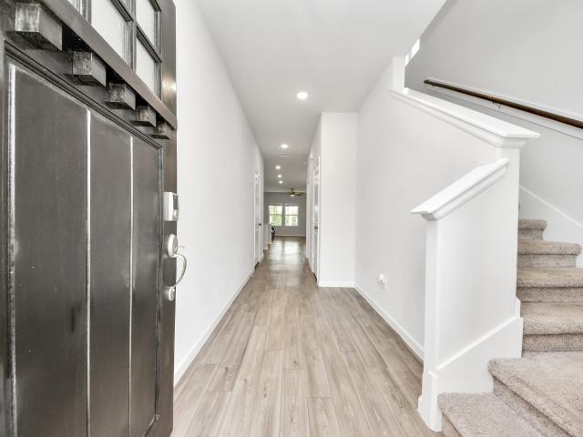 68 Valiant Ridge Trail