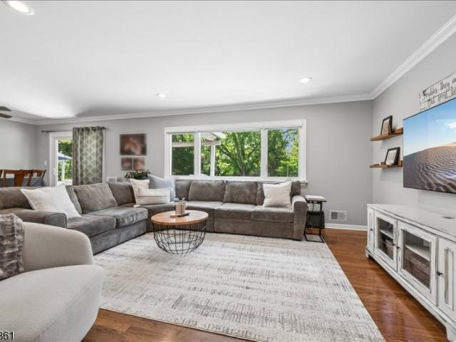 68 Voorhees Corner Rd