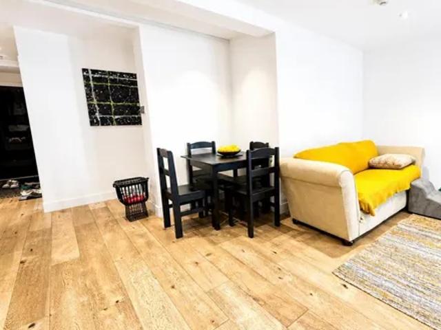 68 Warwick Avenue, London, W9 2PU, United Kingdom | 2 bed house for rent #167546958 | Rentberry