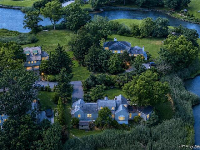 68 Woodbine Avenue