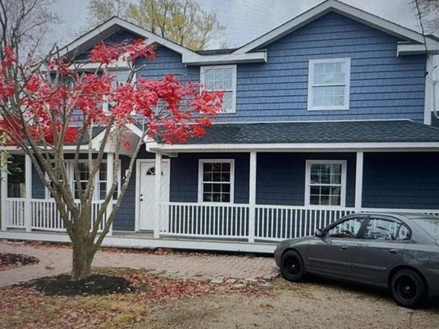68 Yarnell St, Brentwood, NY 11717
