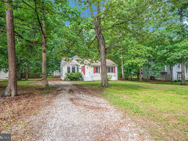 68 Albertson Court