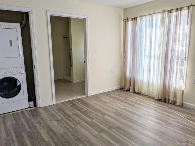 68 Aveonis Court H3