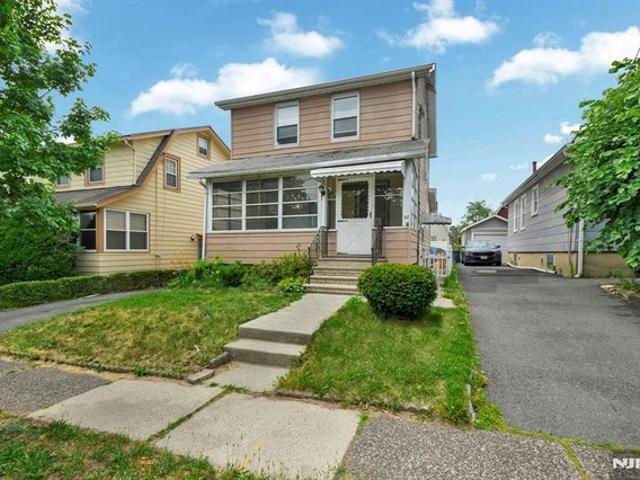 68 Birch St, Bloomfield, NJ 07003