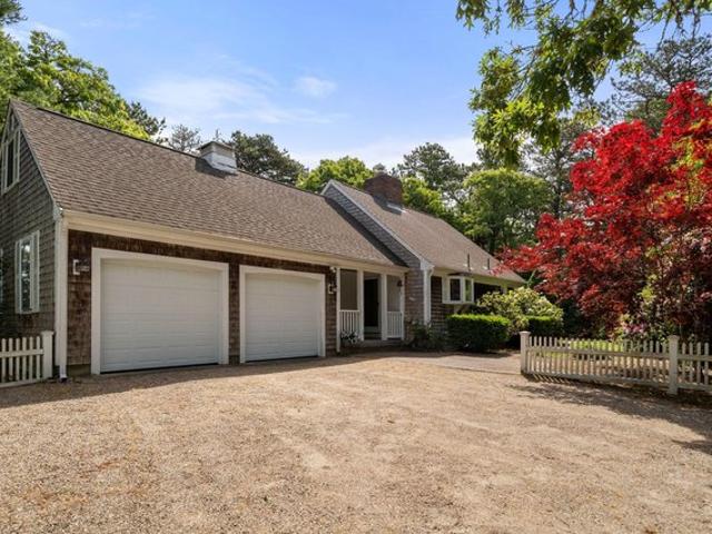 68 Chippingstone Rd, Chatham, MA 02633