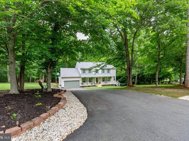 68 Coakley Ln, Fredericksburg, VA 22406