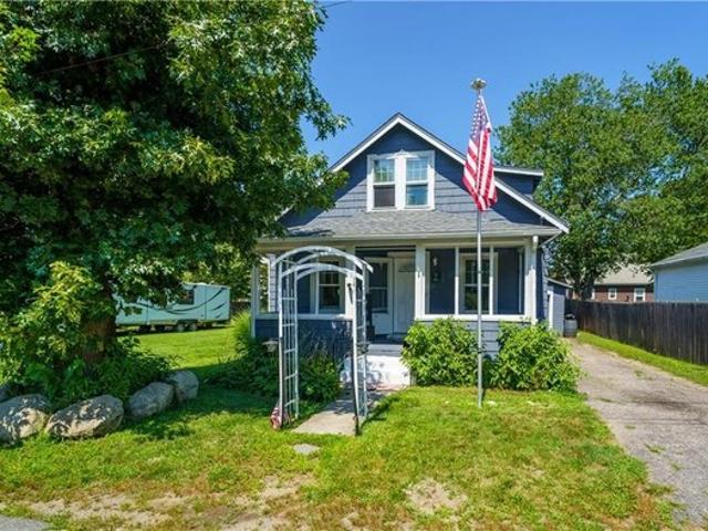68 Covel Cir, Warwick, RI 02888