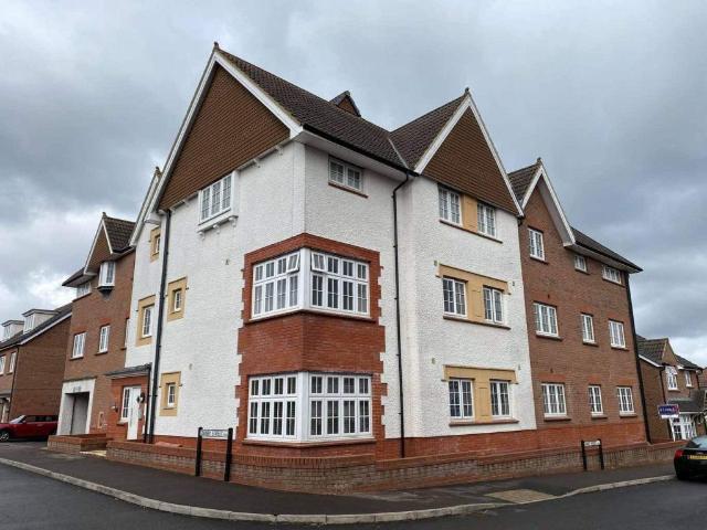 68 Danby Street, Bristol BS16 2 bed flat to rent £1,375 pcm £317 pw