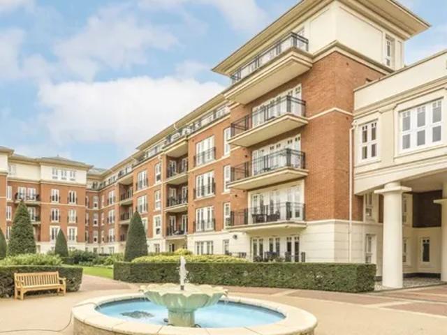 68 Denton Road, London, TW1 2HQ, United Kingdom | 2 bed apartment for rent #167533264 | Rentberry