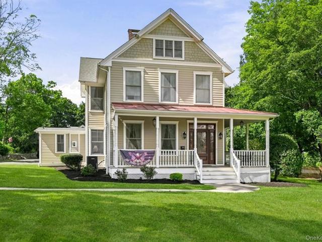 68 E Erie St, Blauvelt, NY 10913