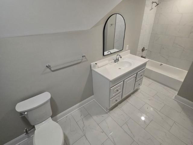 68 E Philadelphia Street 3 Bedroom Apartment for Rent at 68 E Philadelphia St, Detroit, MI 48202 Central