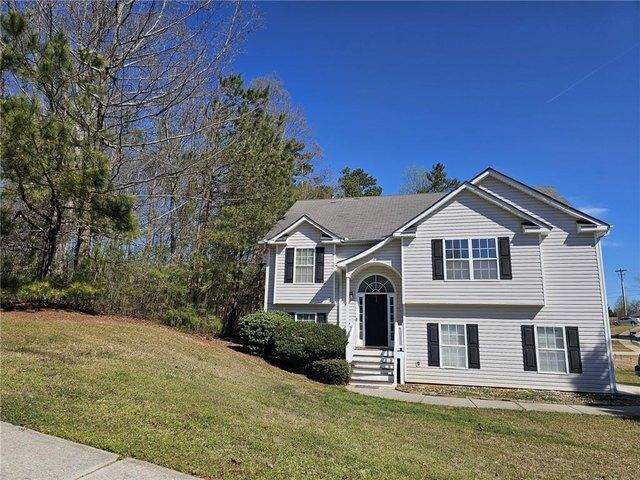 68 Georgias Ln, Dallas, GA 30157